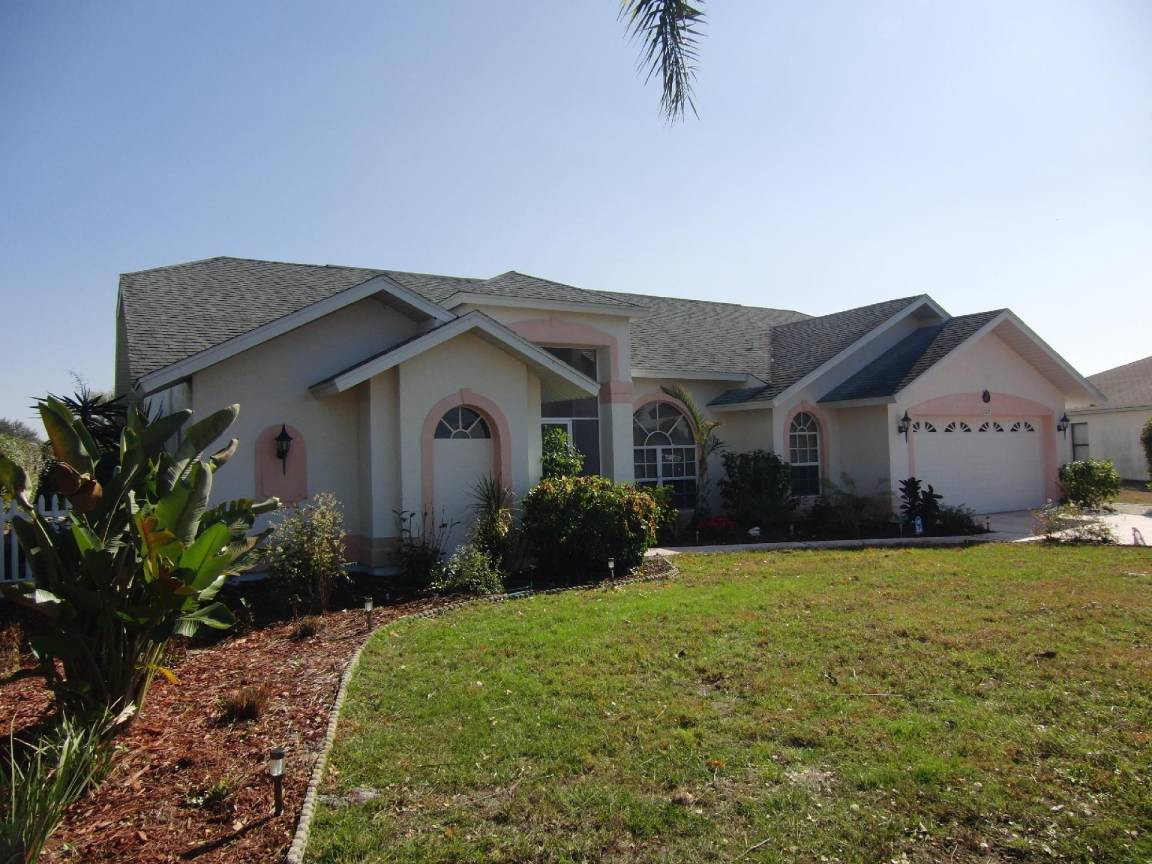 260 M² Casa ∙ 3 Habitaciones ∙ 8 Huéspedes - Lehigh Acres, FL