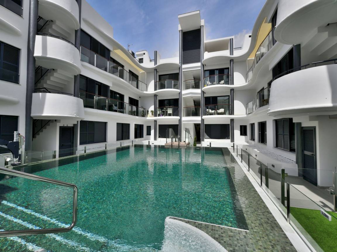 51 M² Apartamento ∙ 1 Habitación ∙ 4 Huéspedes - Estepona