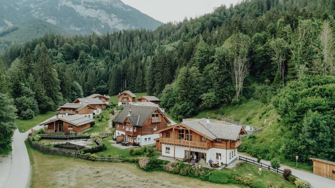 152 M² Apartment ∙ 4 Bedrooms ∙ 8 Guests - Hallstatt