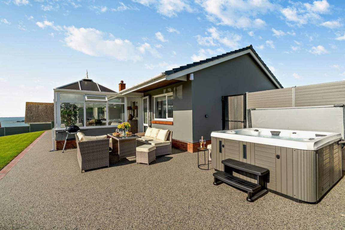 House ∙ 2 Bedrooms ∙ 4 Guests - Cardigan