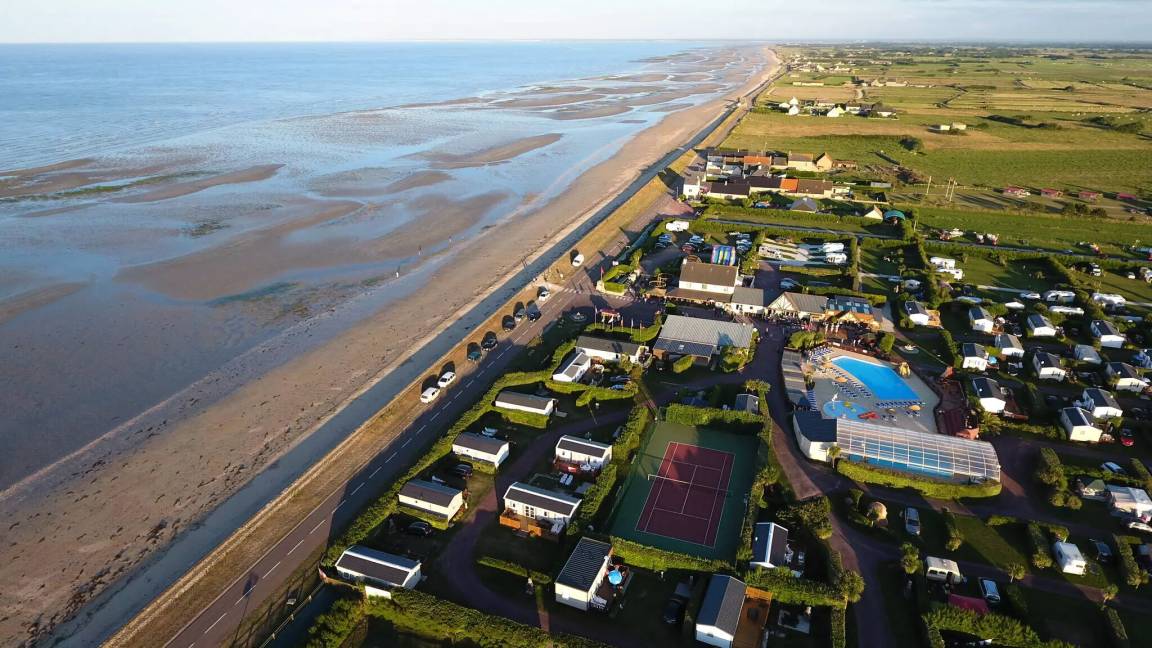 32 M² Bungalow ∙ 3 Habitaciones ∙ 5 Huéspedes - Sainte-Mère-Église