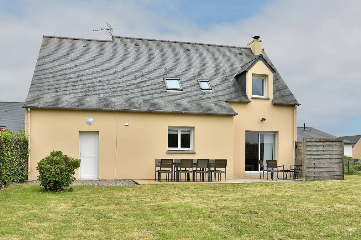 117 M² Maison De Vacances ∙ 4 Chambres ∙ 8 Personnes - Plage Sables d'Or les Pins