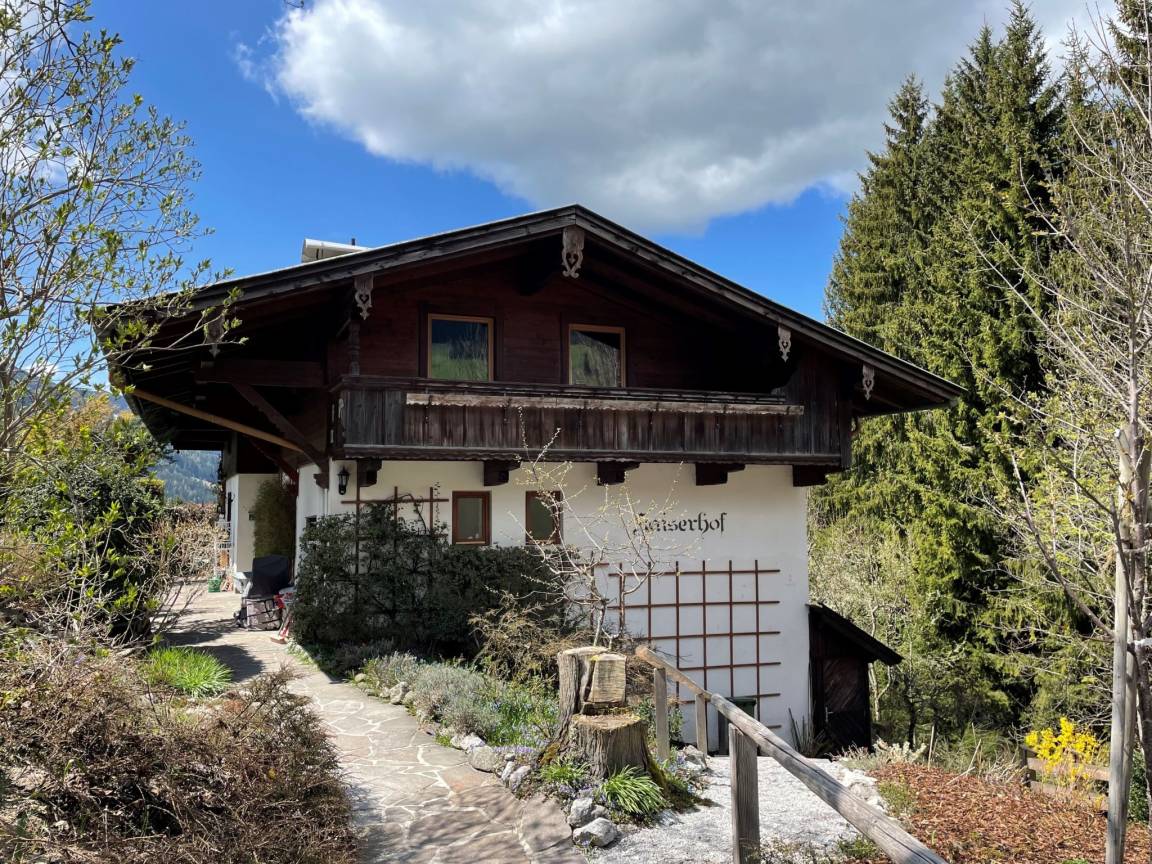 87 M² Apartment ∙ 2 Bedrooms ∙ 4 Guests - Alpbach