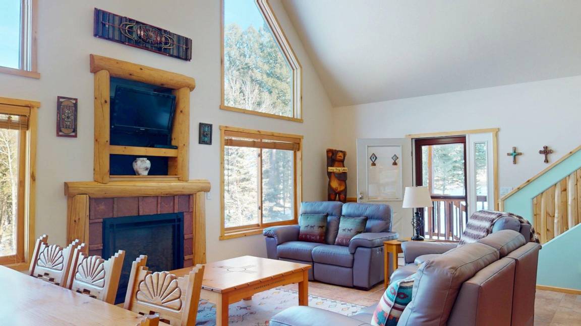 184 M² Cabin ∙ 3 Bedrooms ∙ 6 Guests - Angel Fire, NM