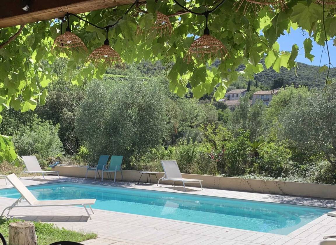 76 M² Gîte ∙ 2 Chambres ∙ 4 Personnes - Olargues