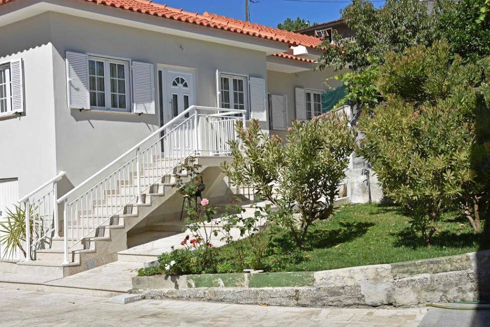 100 M² Maison De Vacances ∙ 3 Chambres ∙ 6 Personnes - Barcelos