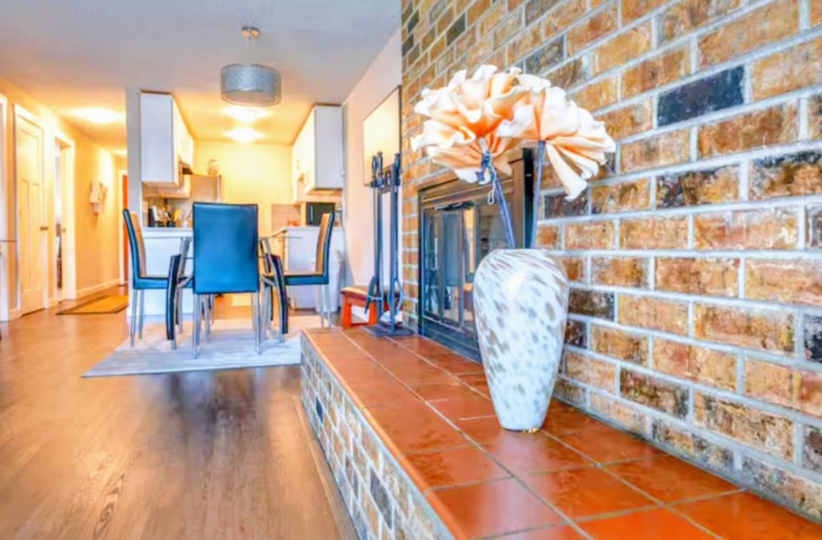 111 M² Apartment ∙ 2 Bedrooms ∙ 4 Guests - Des Moines, WA