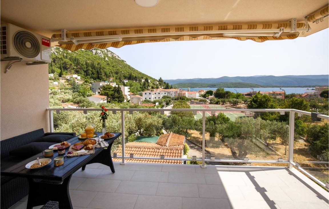 50 M² Apartment ∙ 2 Bedrooms ∙ 5 Guests - Opuzen