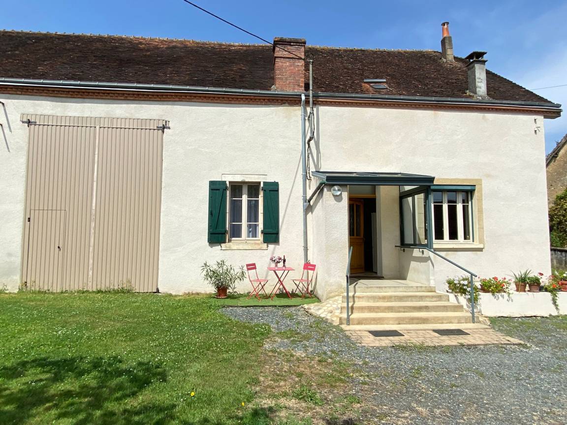 54 M² Cottage ∙ 2 Bedrooms ∙ 4 Guests - Loire