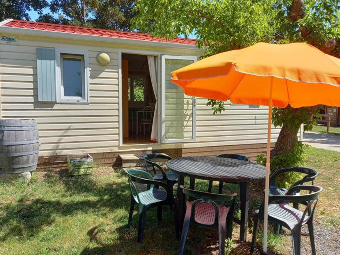 27 M² Mobilheim ∙ 2 Schlafzimmer ∙ 6 Gäste - Auvergne