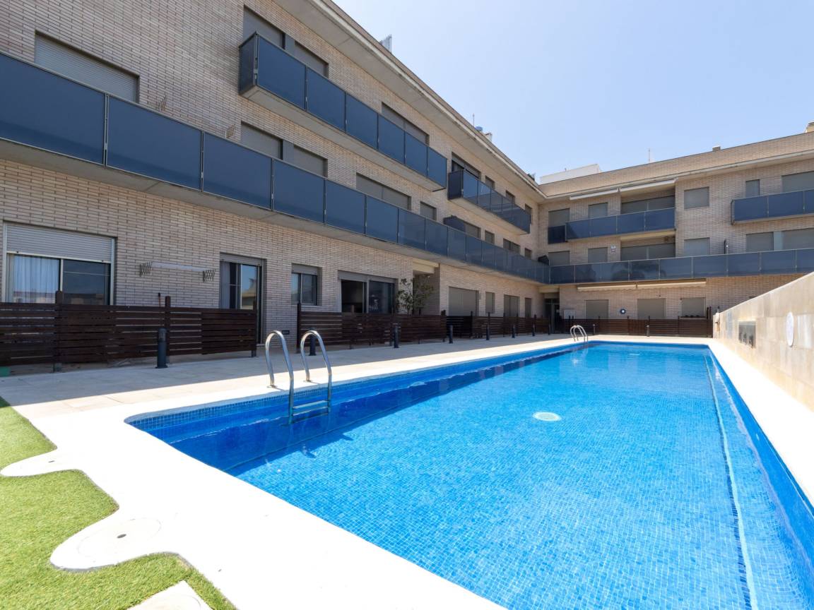 70 M² Apartamento ∙ 2 Habitaciones ∙ 6 Huéspedes - Sant Jaume d'Enveja