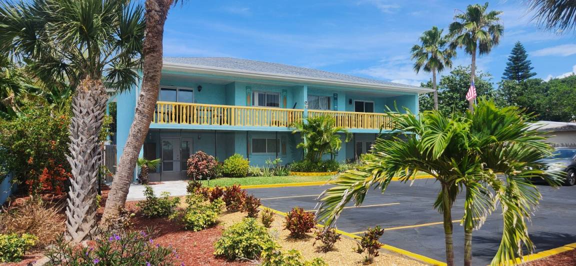 116 M² Apartment ∙ 2 Bedrooms ∙ 4 Guests - Cocoa Beach, FL