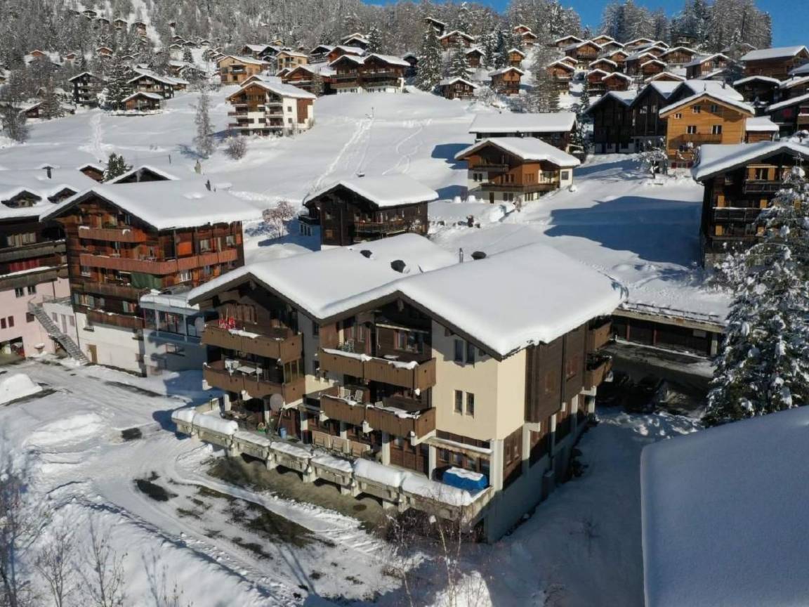 60 M² Ferienwohnung ∙ 2 Schlafzimmer ∙ 4 Gäste - Fiesch