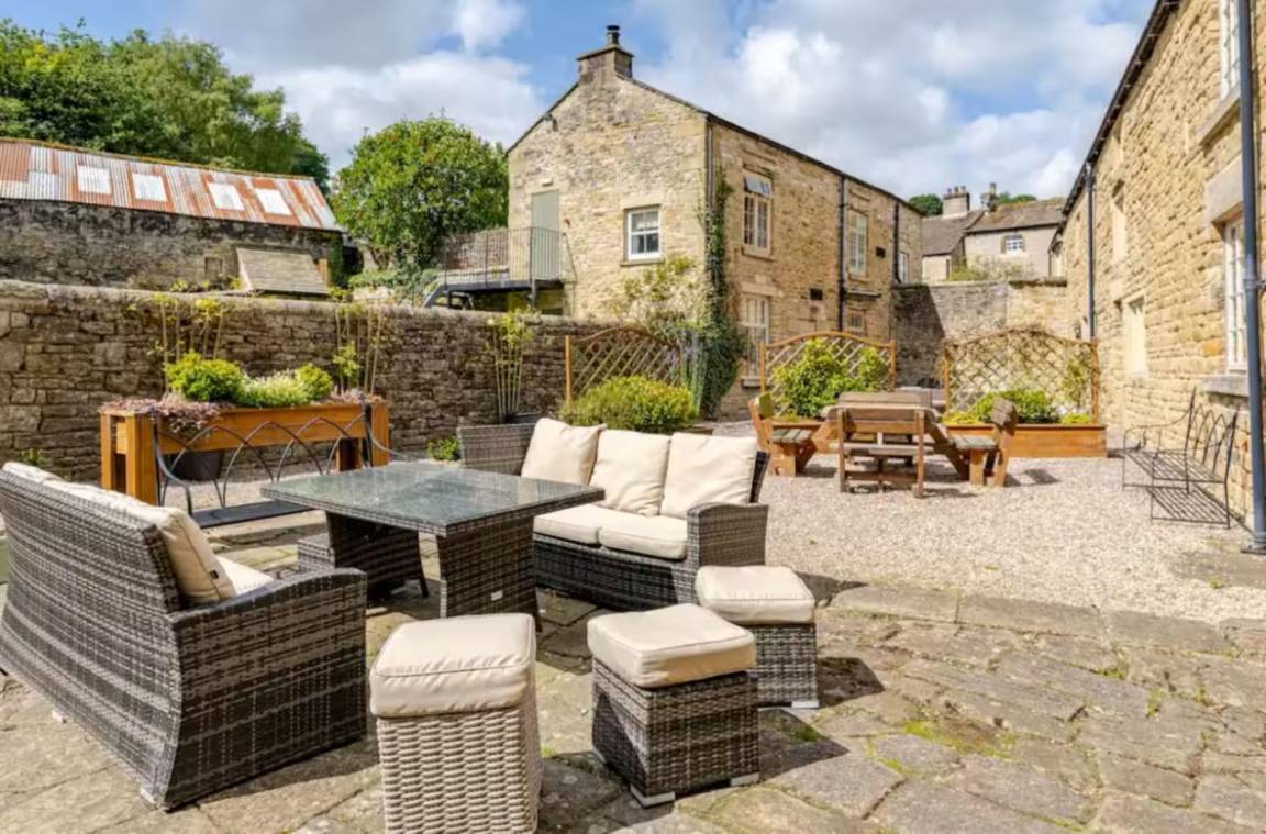 Landhaus ∙ 4 Schlafzimmer ∙ 8 Gäste - Hathersage