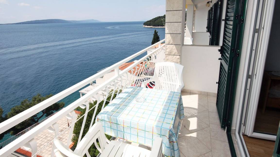 27 M² Hotel ∙ 1 Schlafzimmer ∙ 4 Gäste - Vrgorac