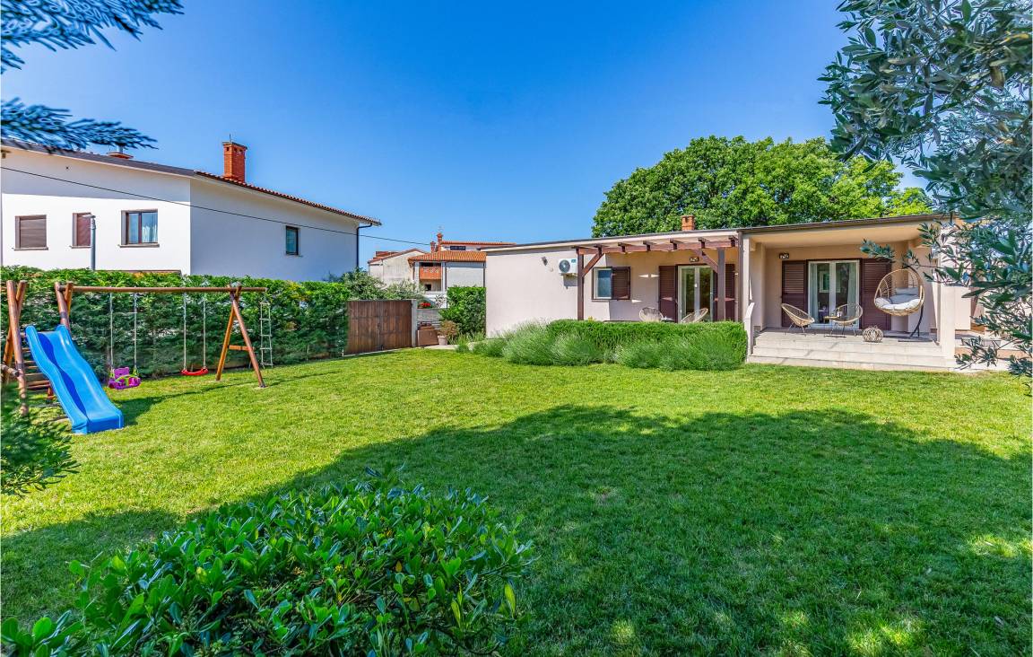 140 M² Huis ∙ 3 Slaapkamers ∙ 8 Gasten - Premantura