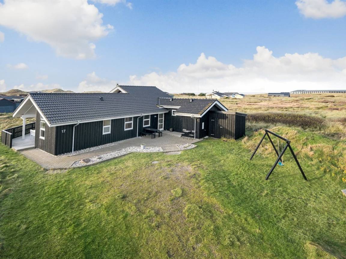132 M² House ∙ 4 Bedrooms ∙ 8 Guests - Hirtshals