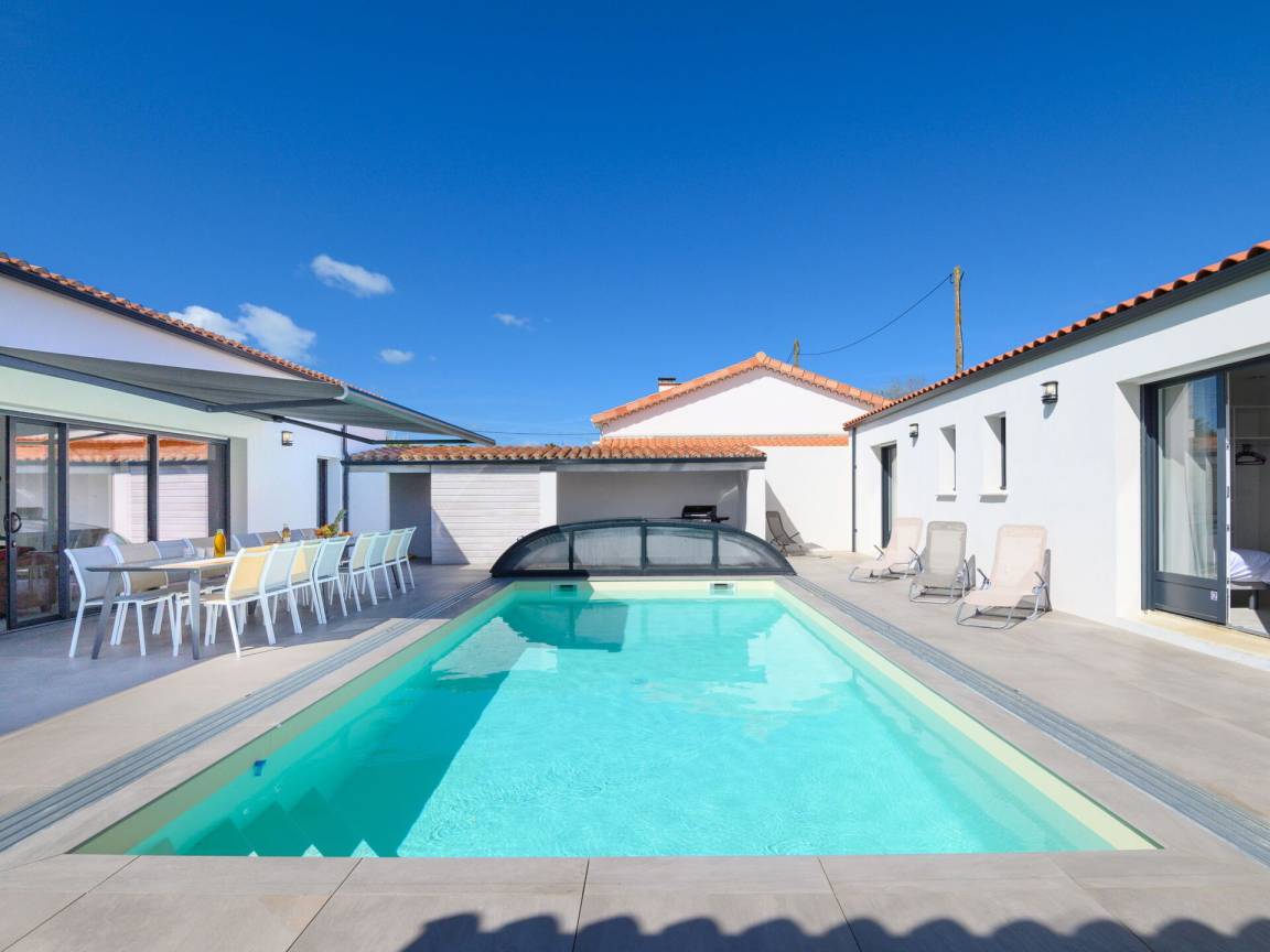180 M² Villa ∙ 6 Chambres ∙ 15 Personnes - Plage de la Barre-de-Monts (La Bergère)