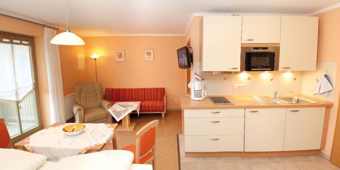 30 M² Ferienwohnung ∙ 1 Schlafzimmer ∙ 2 Gäste - Pocking