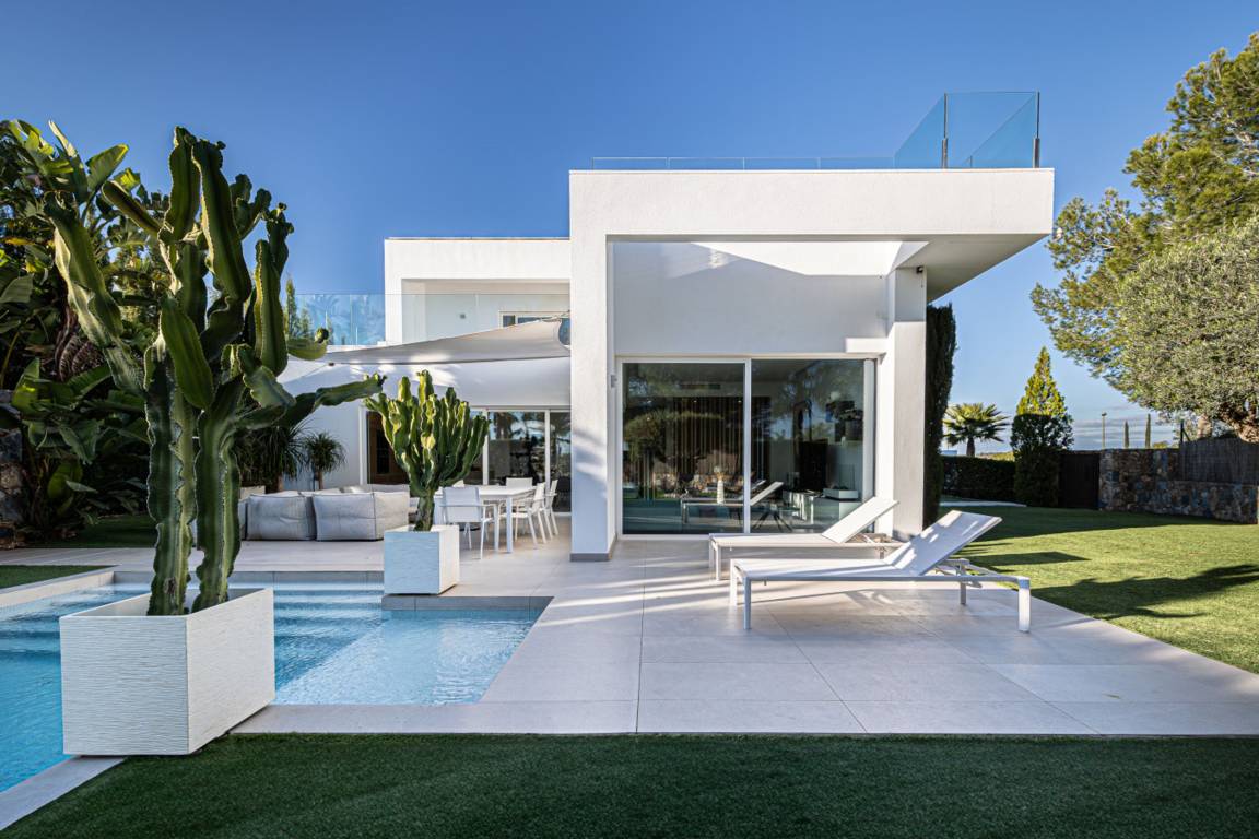 172 M² House ∙ 3 Bedrooms ∙ 6 Guests - Torrevieja
