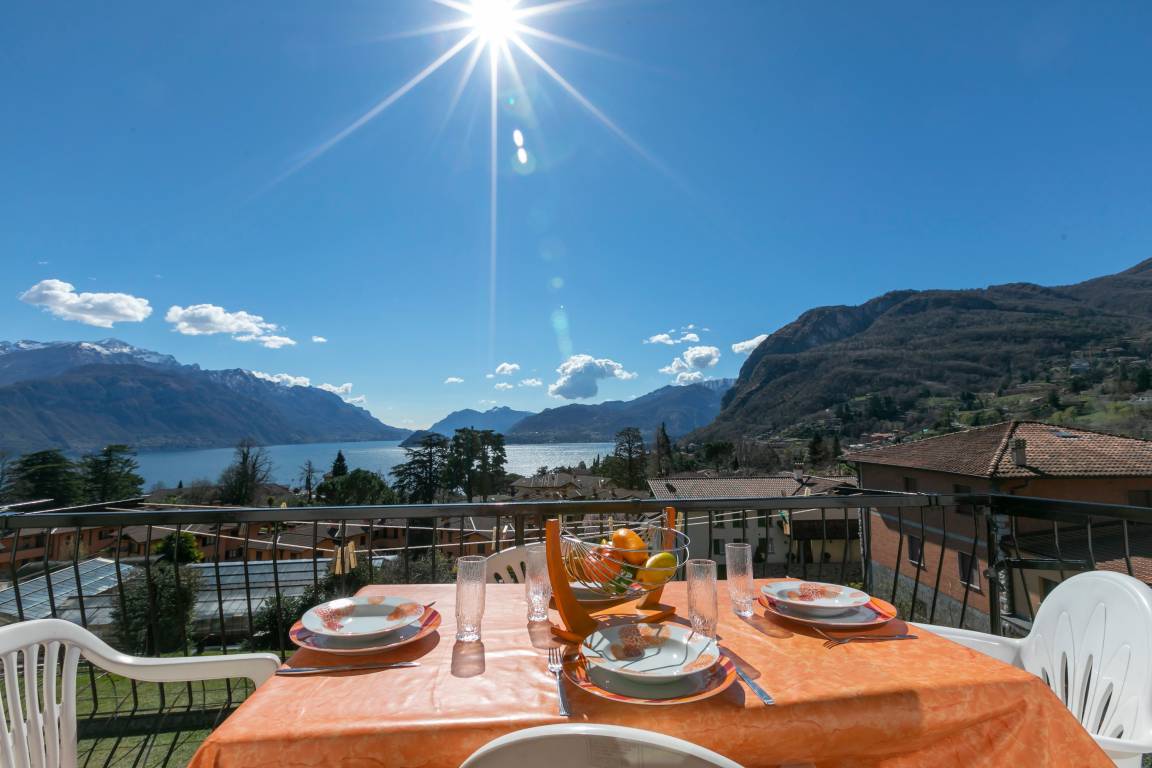 65 M² Apartment ∙ 2 Bedrooms ∙ 5 Guests - Menaggio
