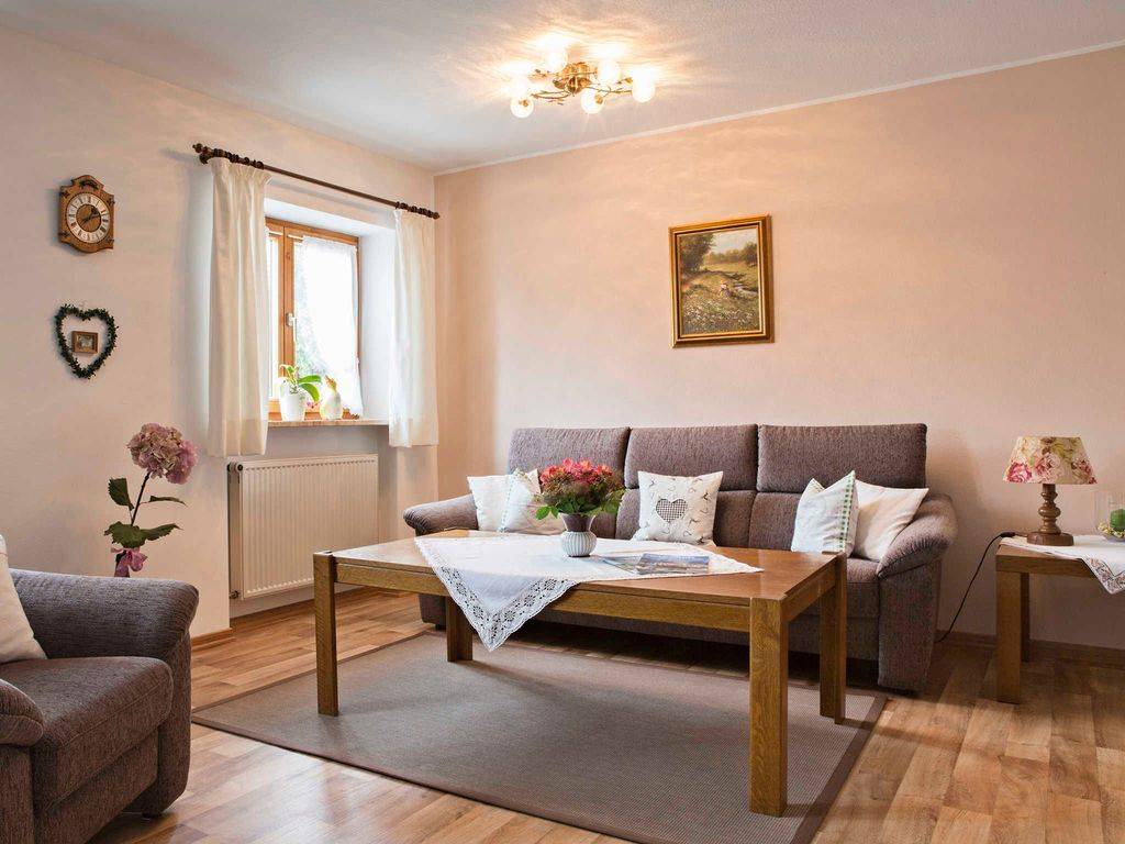80 M² Ferienwohnung ∙ 2 Schlafzimmer ∙ 4 Gäste - Rottach-Egern