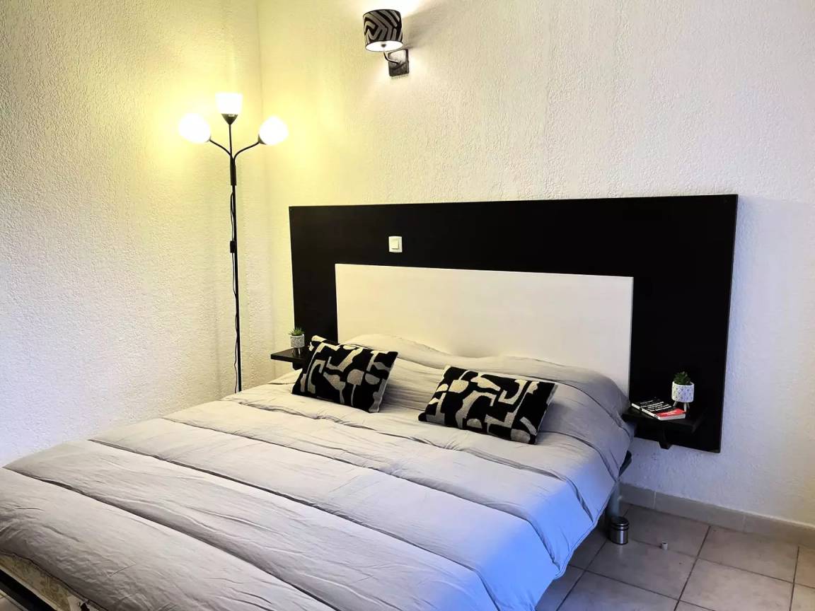 20 M² Studio ∙ 1 Chambre ∙ 2 Personnes - Saint-Florent