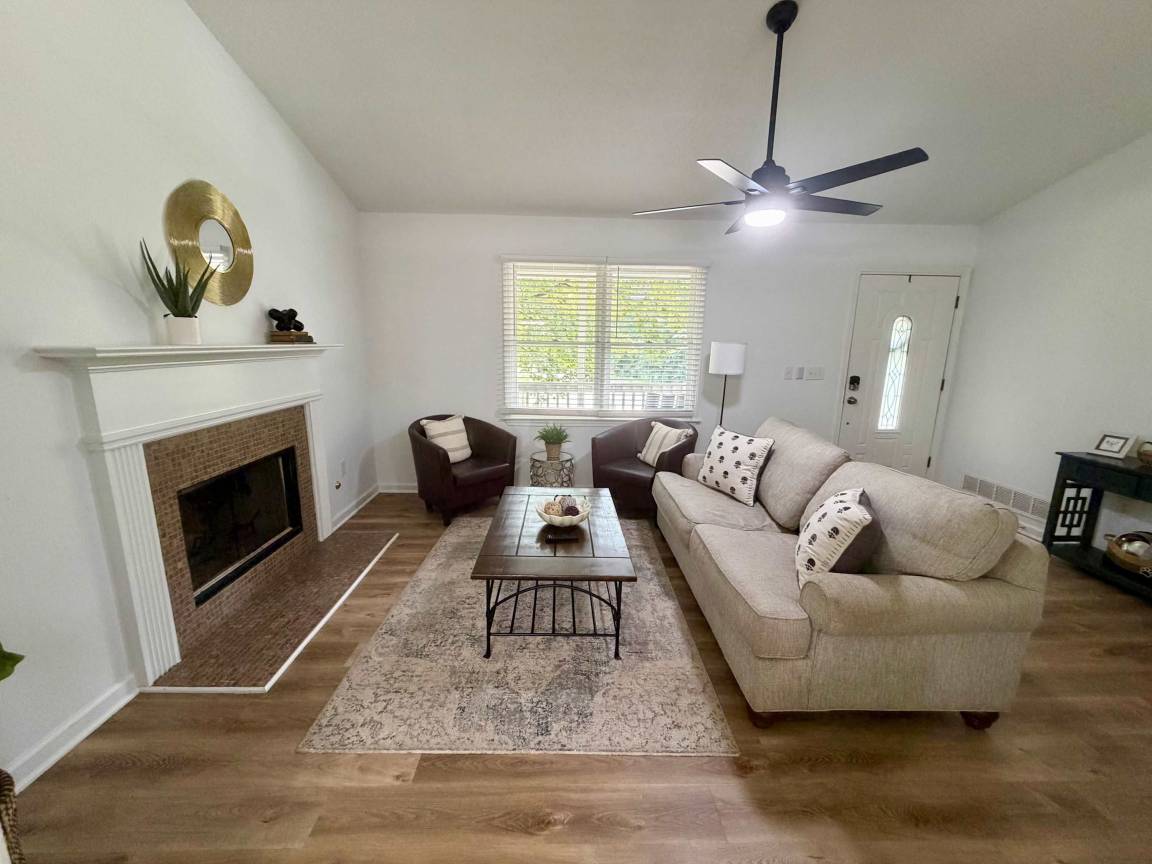 Apartment ∙ 3 Bedrooms ∙ 8 Guests - Villa Rica, GA