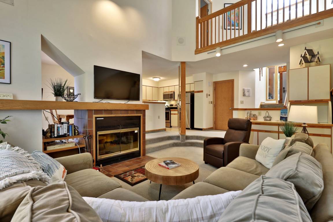 Condomínio ∙ 2 Quartos ∙ 6 Hóspedes - Killington, VT