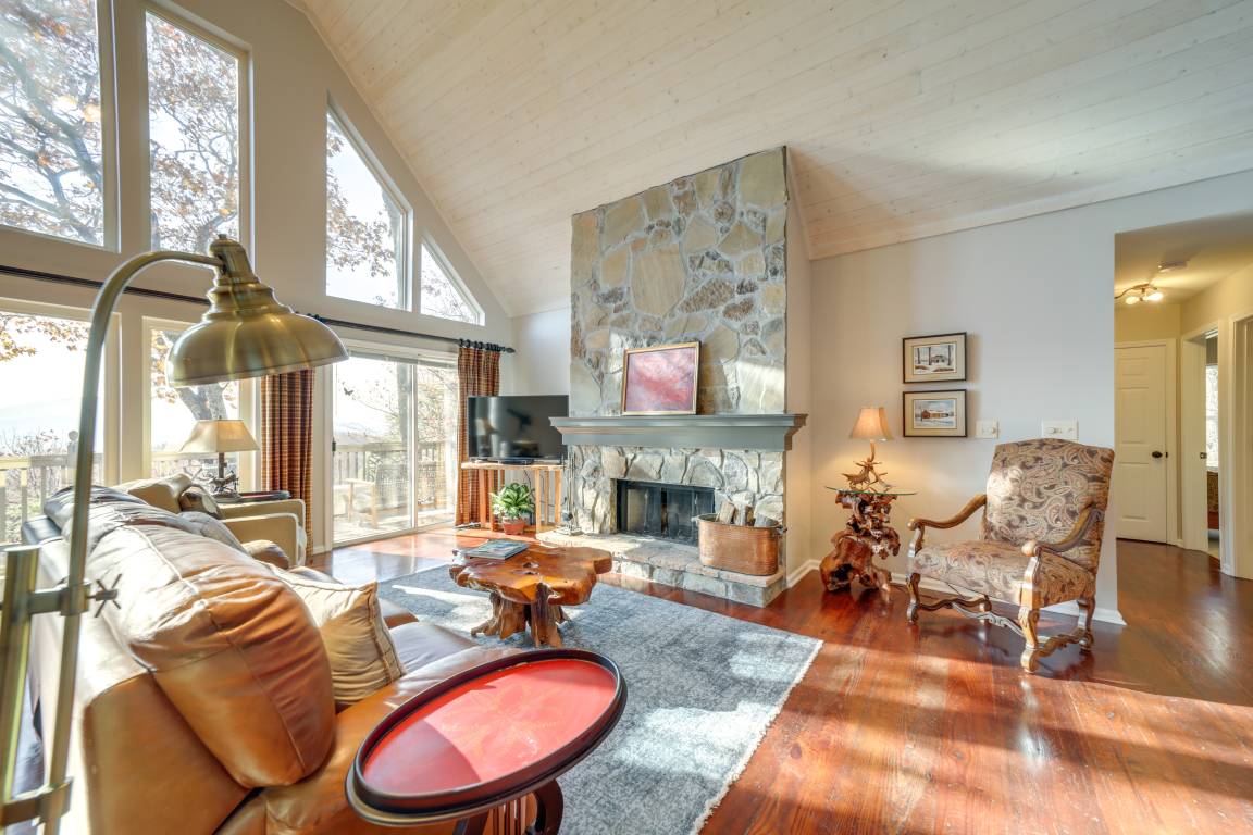 232 M² House ∙ 3 Bedrooms ∙ 6 Guests - Cashiers, NC