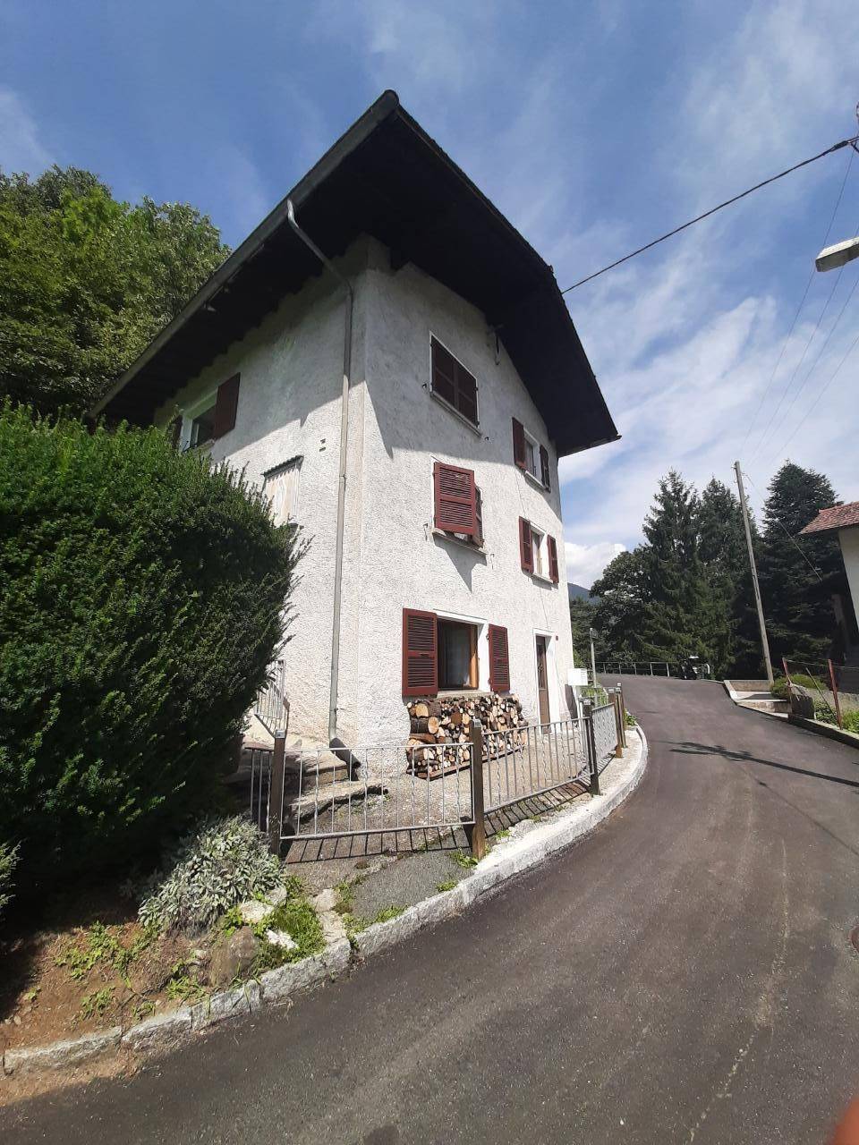 96 M² Ferienhaus ∙ 2 Schlafzimmer ∙ 6 Gäste - Olivone