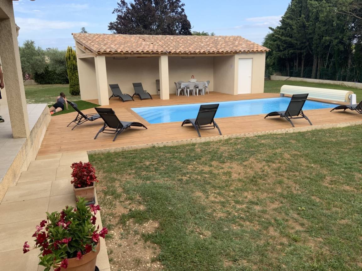 135 M² Maison De Vacances ∙ 4 Chambres ∙ 10 Personnes - Uzès