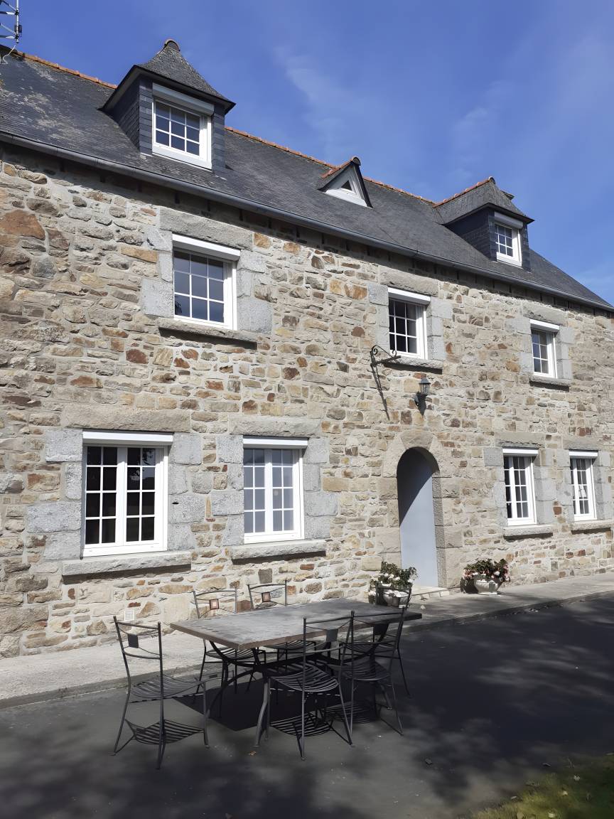 150 M² Maison De Vacances ∙ 5 Chambres ∙ 8 Personnes - Guingamp