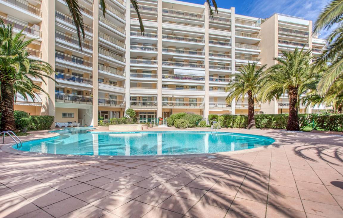 65 M² Apartment ∙ 2 Bedrooms ∙ 4 Guests - Mandelieu-La Napoule