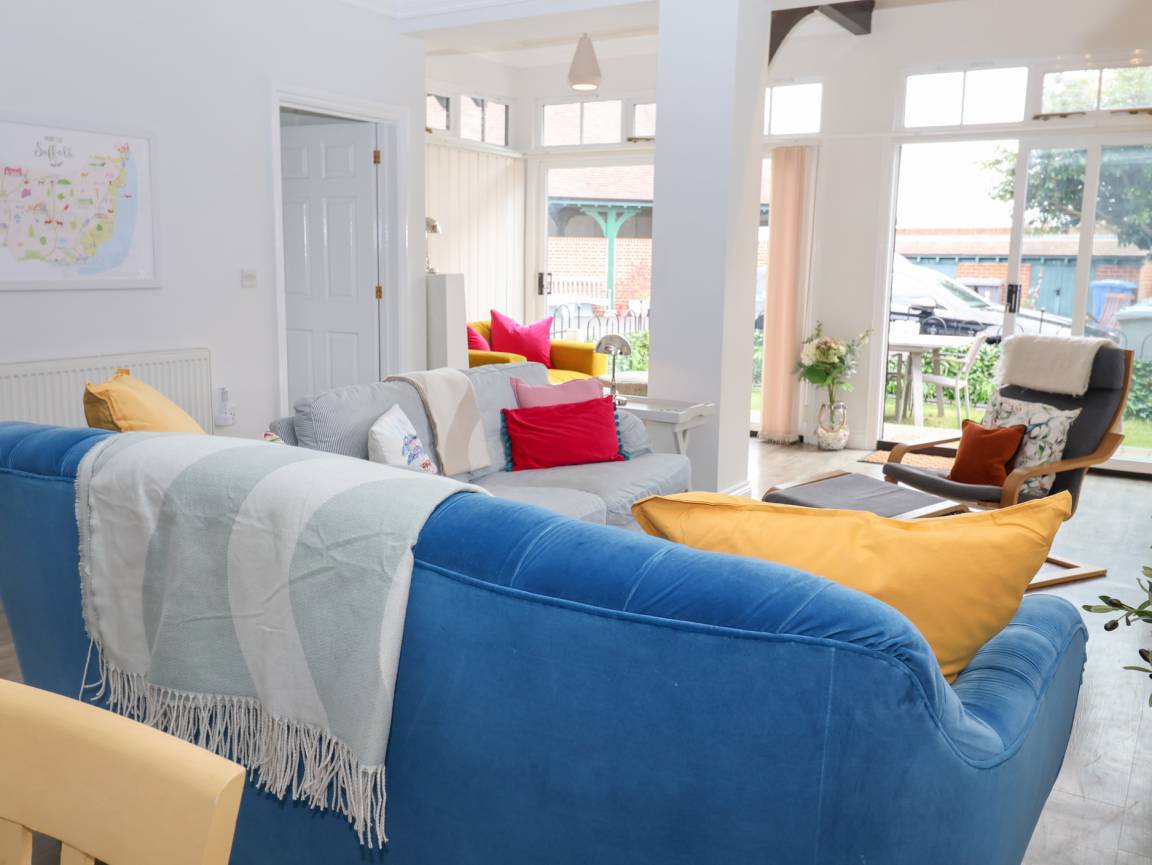 Cottage ∙ 2 Bedrooms ∙ 5 Guests - Felixstowe