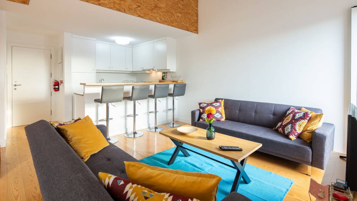 67 M² Apartamento ∙ 1 Quarto ∙ 4 Hóspedes - Canidelo