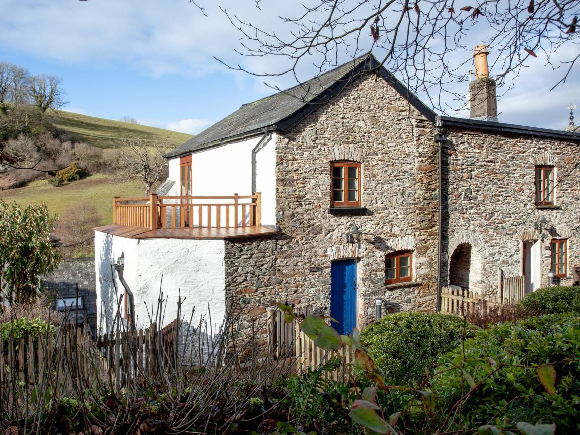 Cottage ∙ 2 Bedrooms ∙ 4 Guests - Totnes