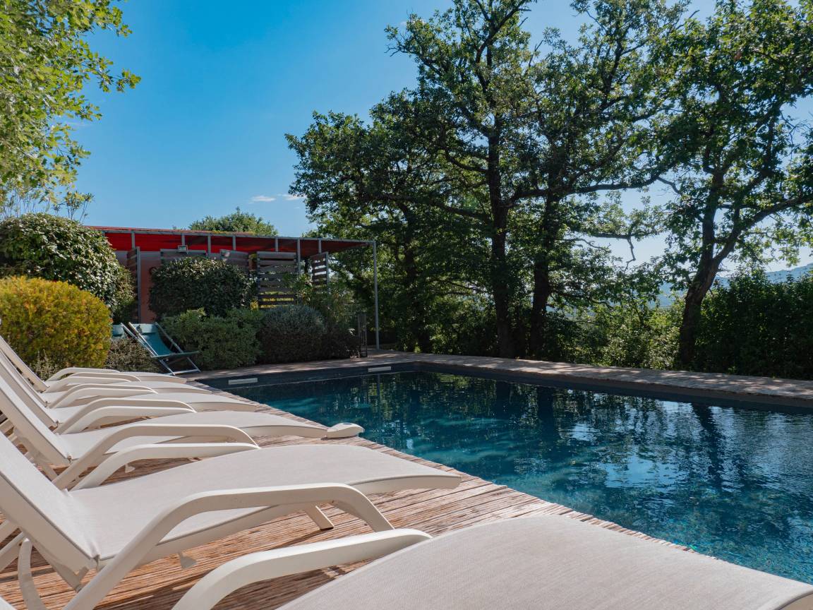 200 M² Villa ∙ 5 Bedrooms ∙ 13 Guests - Alès