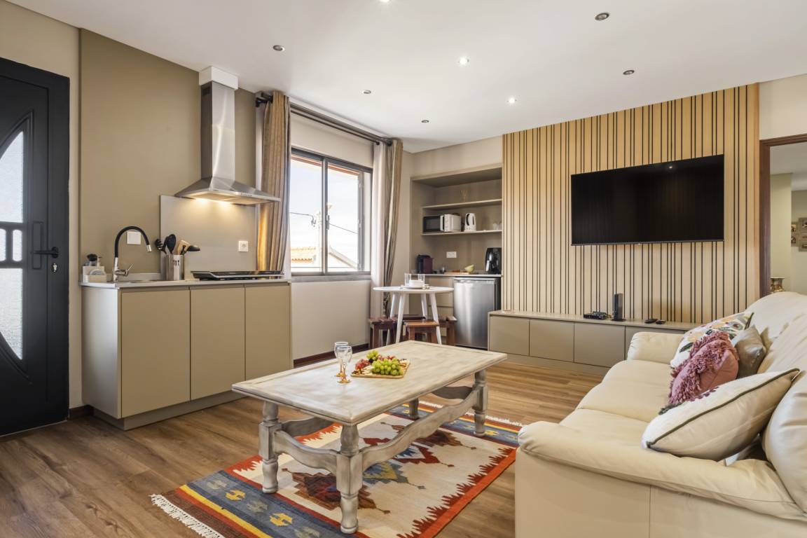 70 M² Apartment ∙ 2 Bedrooms ∙ 4 Guests - Porto Moniz