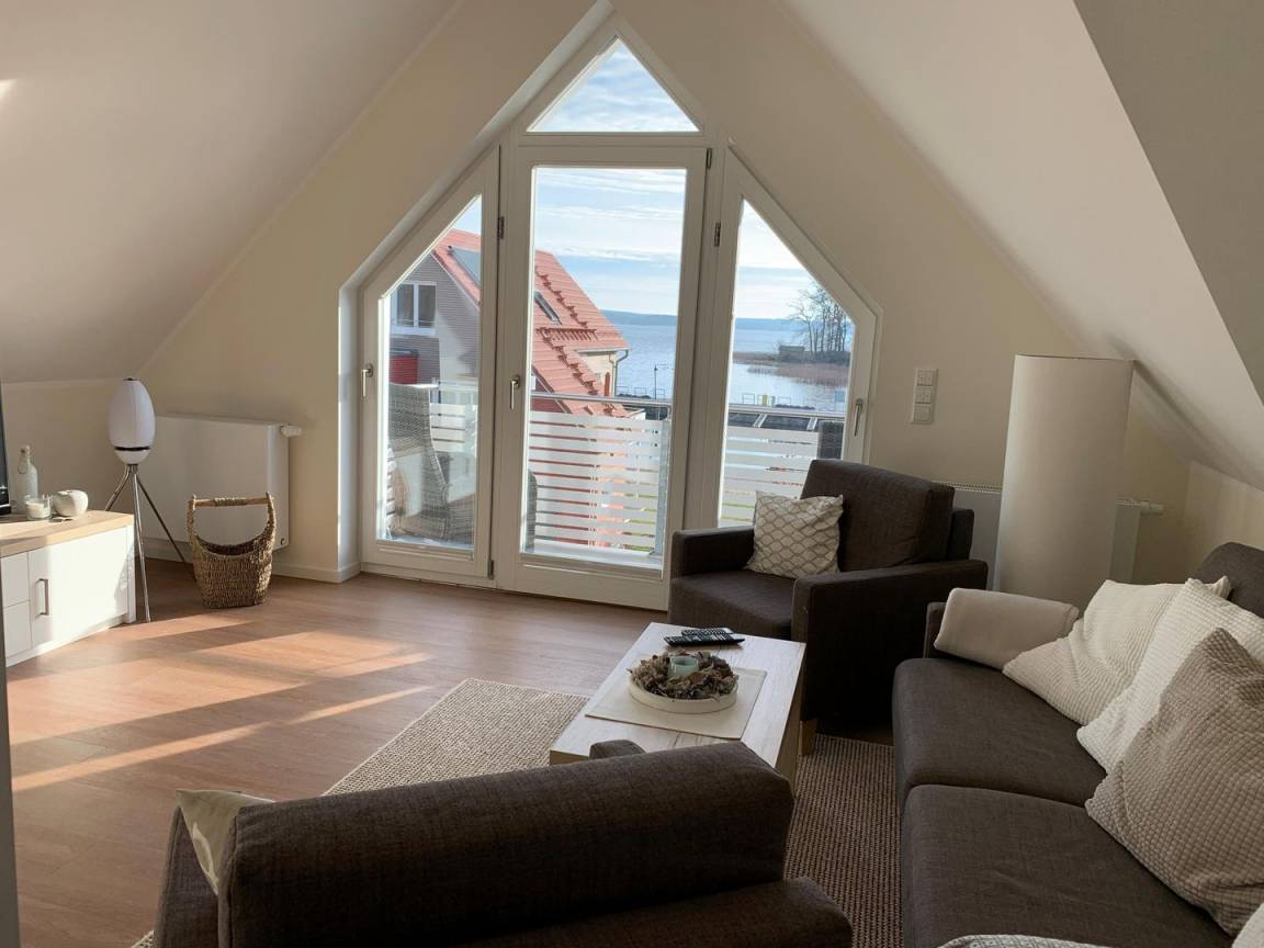 98 M² Ferienwohnung ∙ 2 Schlafzimmer ∙ 6 Gäste - Alt Schwerin