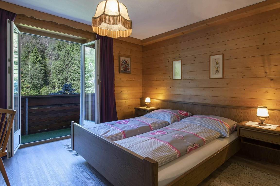 100 M² Ferienwohnung ∙ 3 Schlafzimmer ∙ 7 Gäste - Partenen
