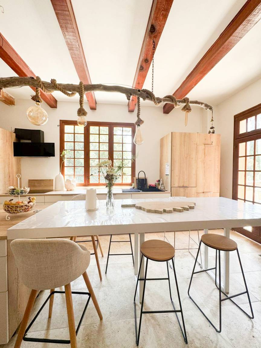600 M² House ∙ 6 Bedrooms ∙ 14 Guests - Aléria