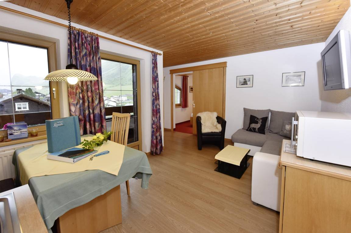 36 M² Ferienwohnung ∙ 1 Schlafzimmer ∙ 3 Gäste - Galtür