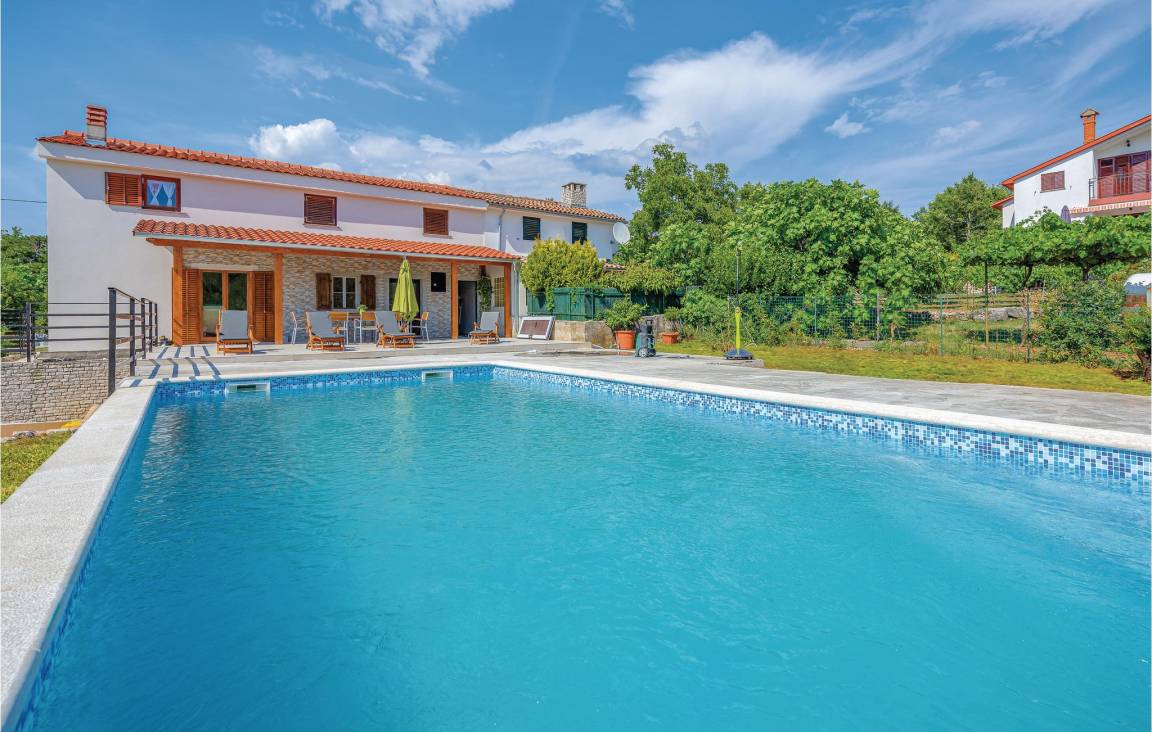 101 M² Maisonette ∙ 3 Bedrooms ∙ 8 Guests - Labin