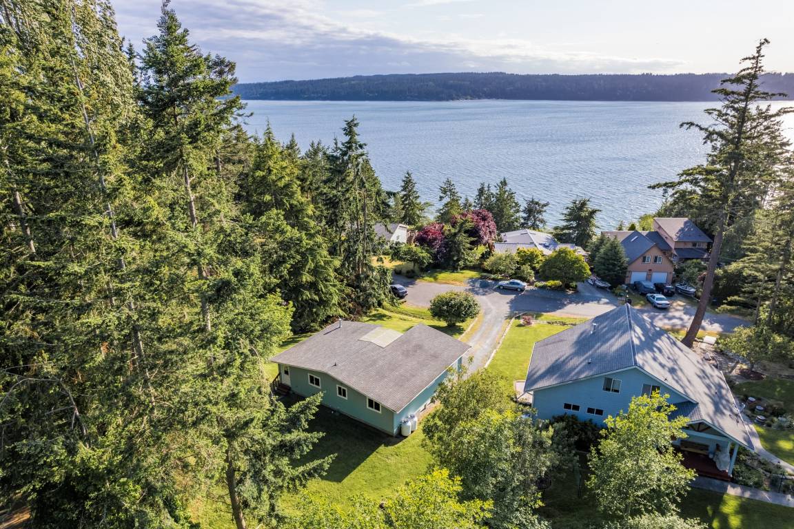 92 M² House ∙ 2 Bedrooms ∙ 6 Guests - Camano Island, WA