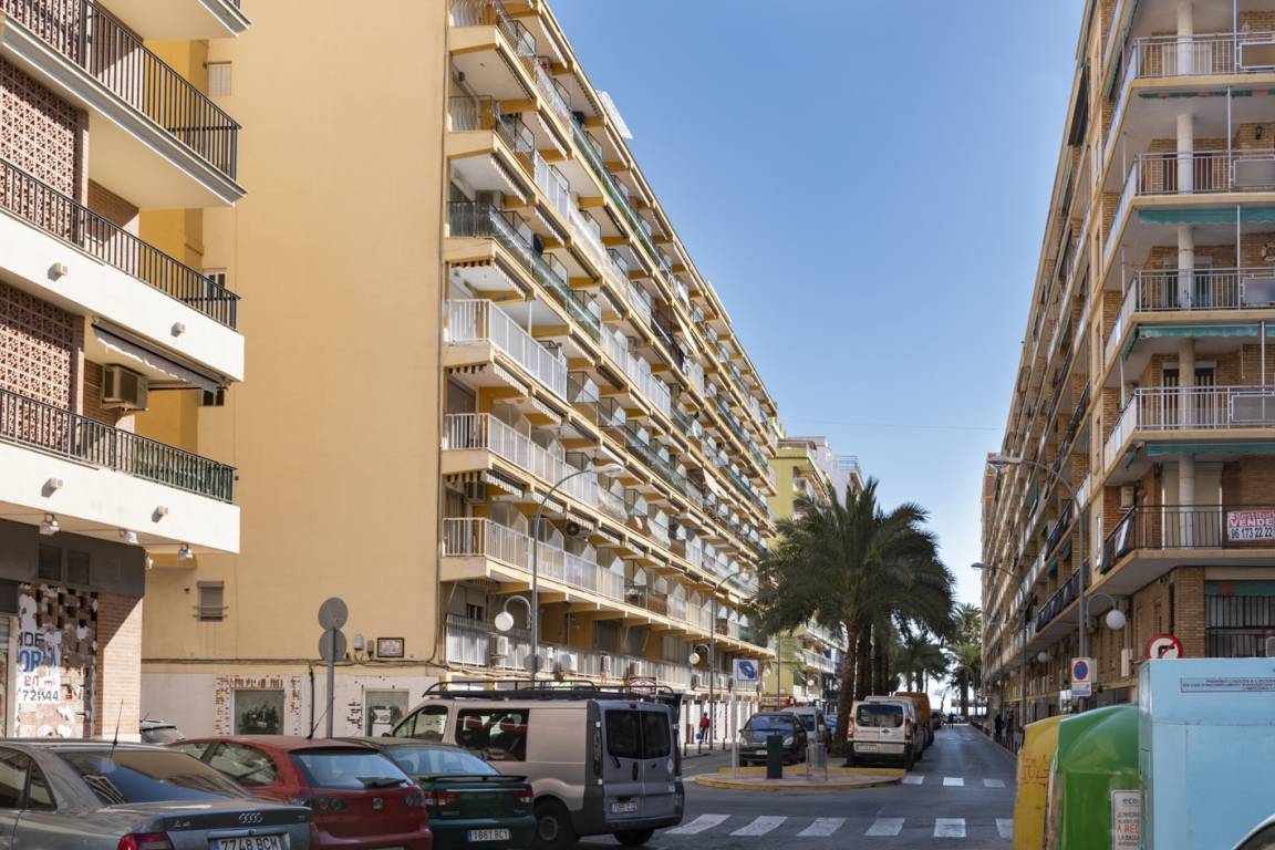 74 M² Apartamento ∙ 2 Habitaciones ∙ 4 Huéspedes - Cullera