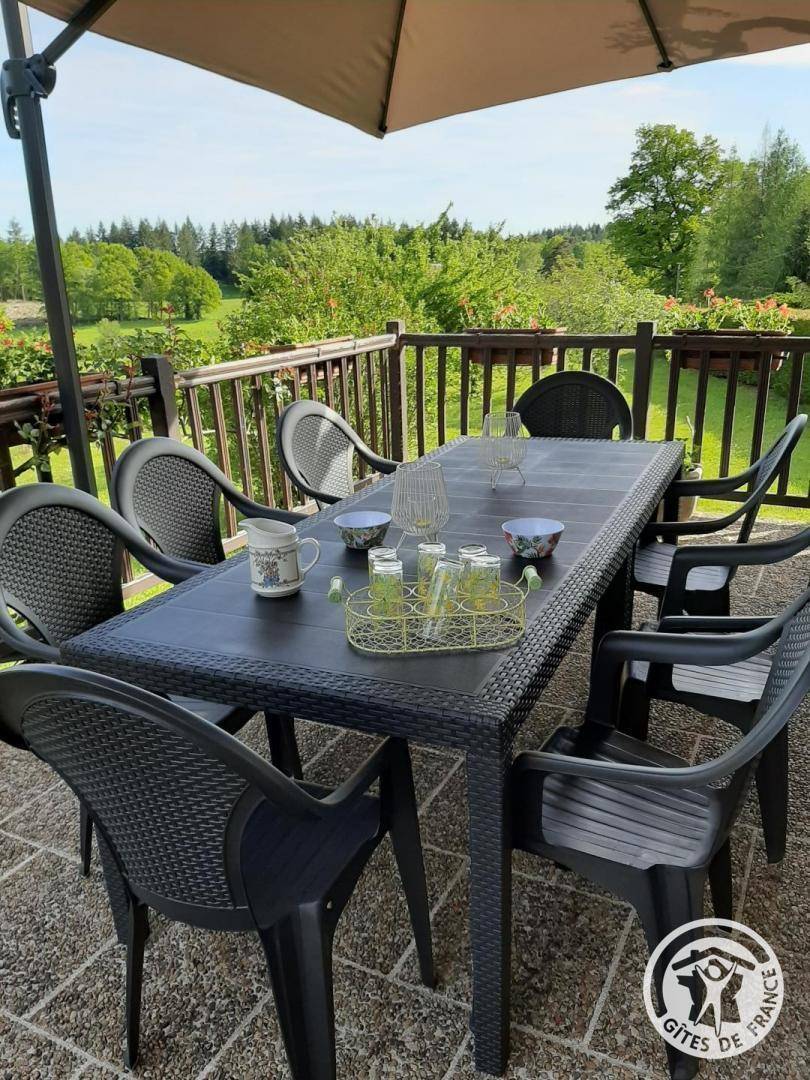 100 M² Gîte ∙ 4 Bedrooms ∙ 7 Guests - Correze