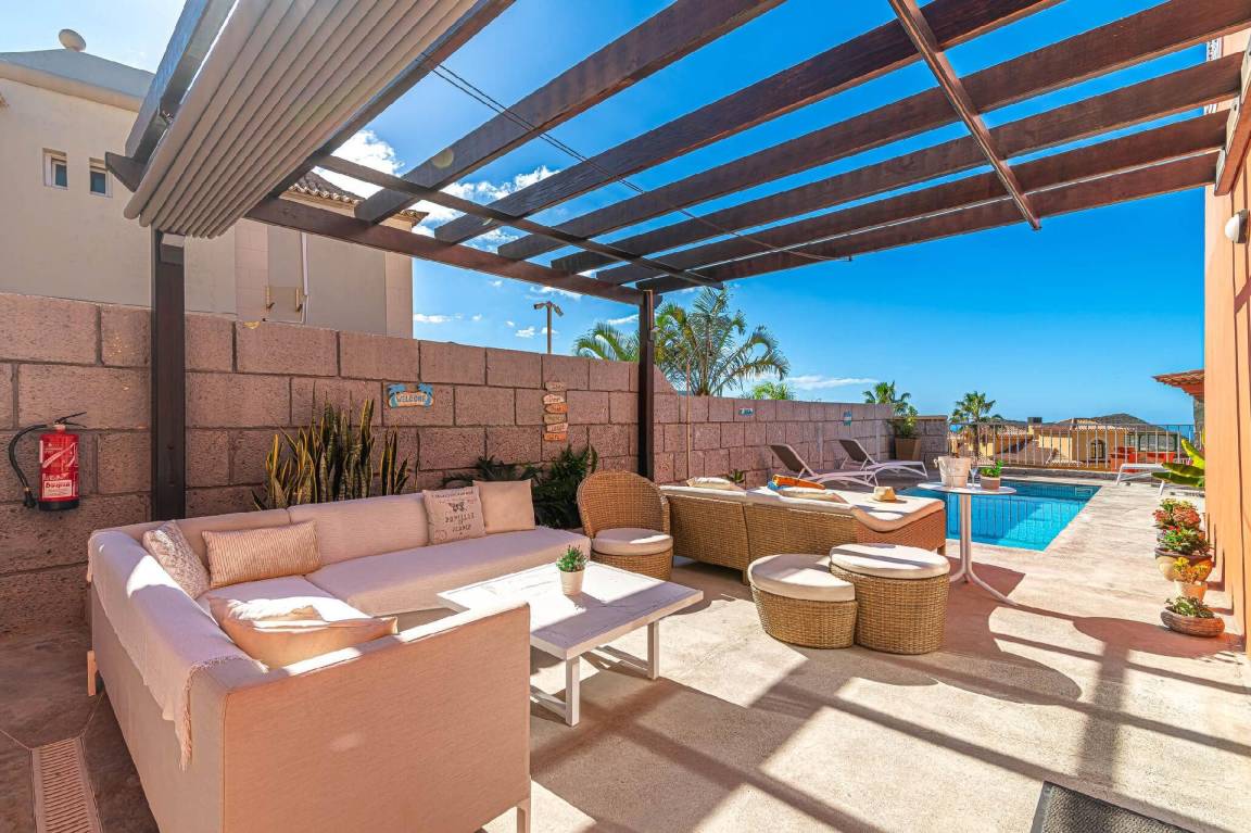 220 M² Huis ∙ 5 Slaapkamers ∙ 10 Gasten - Los Cristianos
