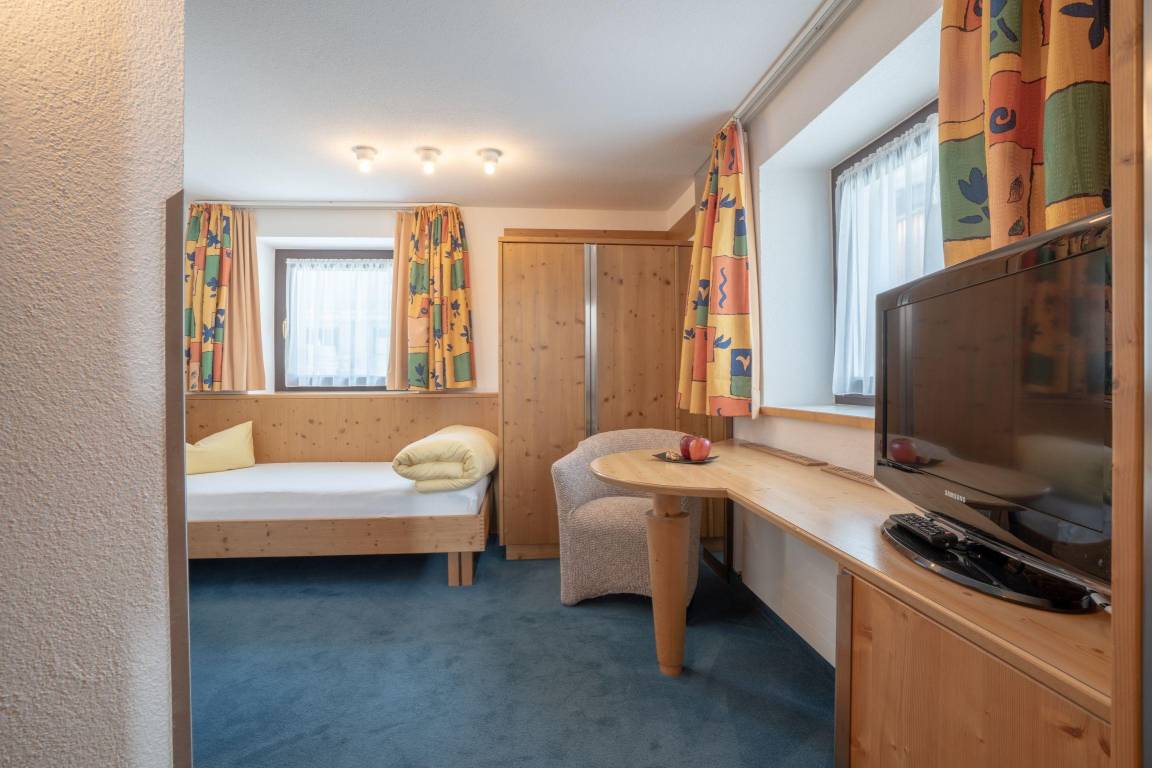 14 M² Hotel ∙ 1 Bedroom ∙ 1 Guest - Saint Anton am Arlberg