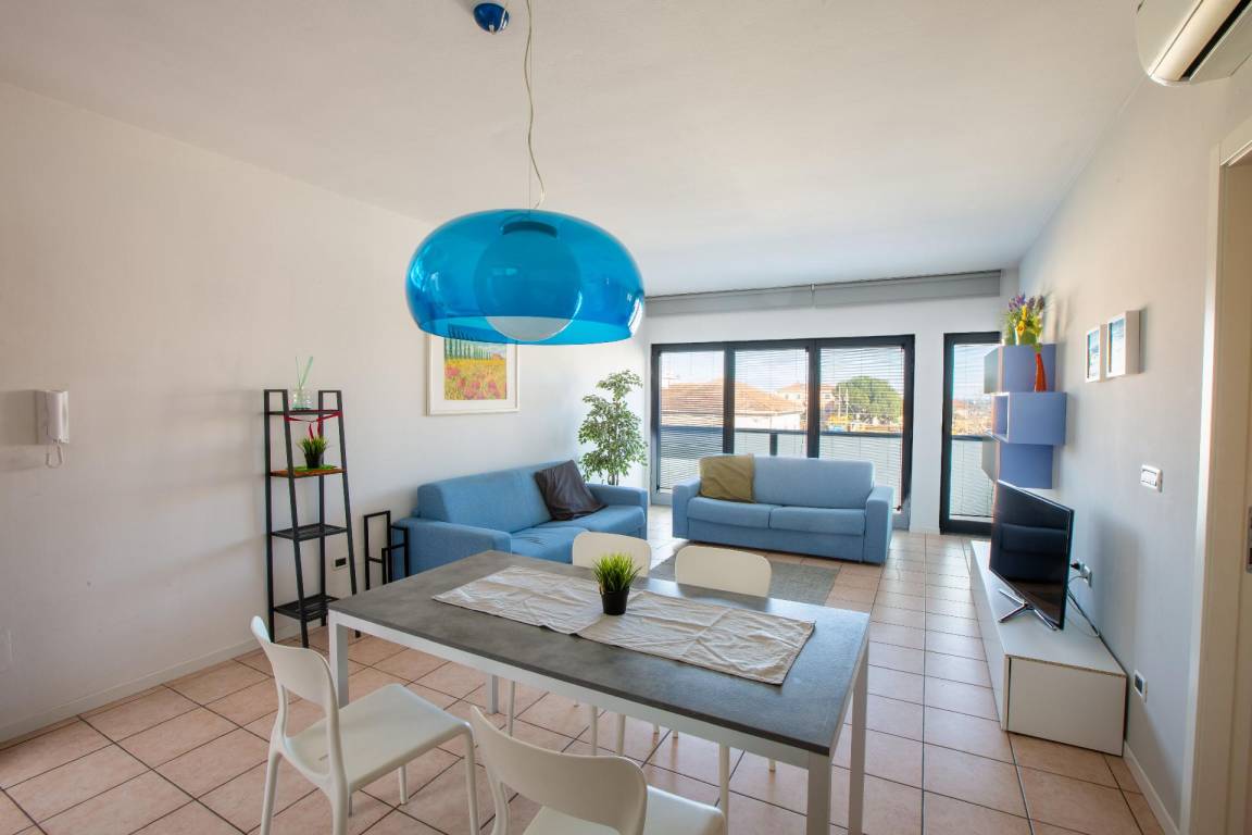75 M² Appartement ∙ 2 Chambres ∙ 6 Personnes - Senigallia